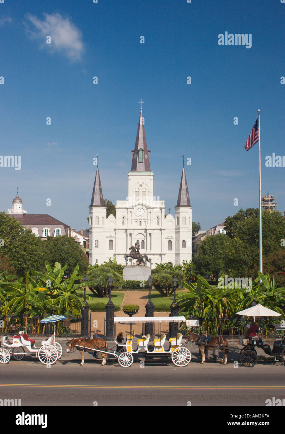 Horse drawn carriages waiting for customers in front of Jackson Square ...