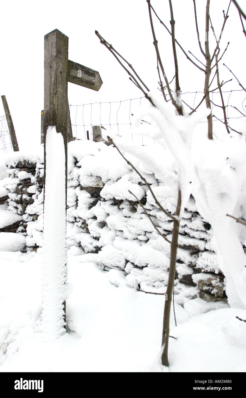 White out, sudden blizzard giving severe weather conditions in Cumbria ...