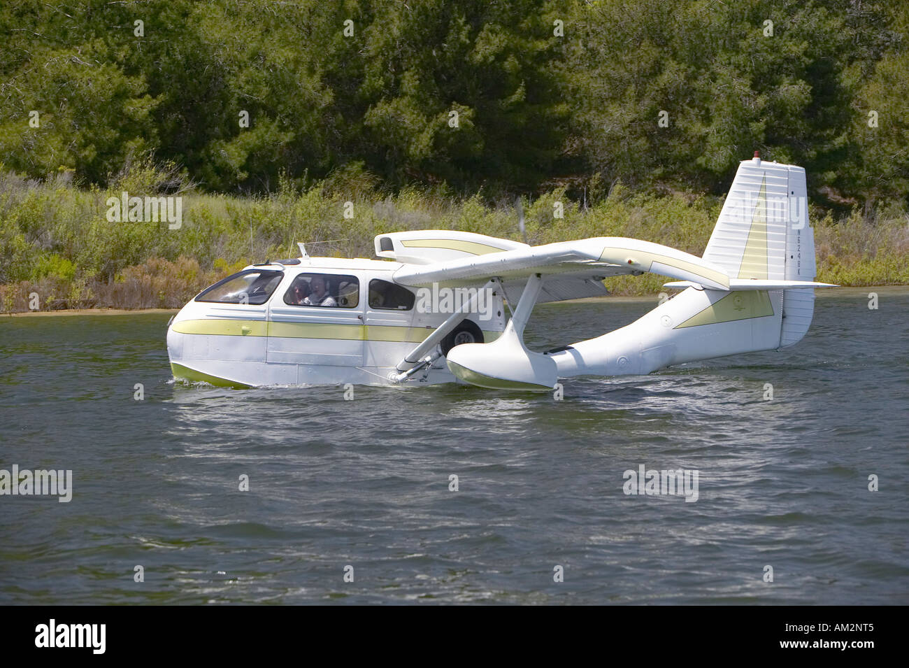 CB Amphibious seaplane taking off from Lake Casitas Ojai California ...