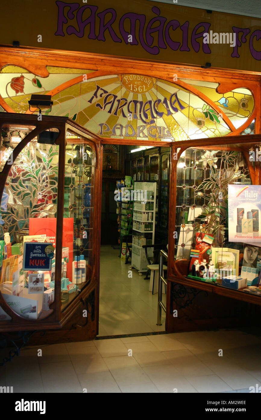 A traditional shop front in a old part of Barcelona, Spain Stock Photo ...