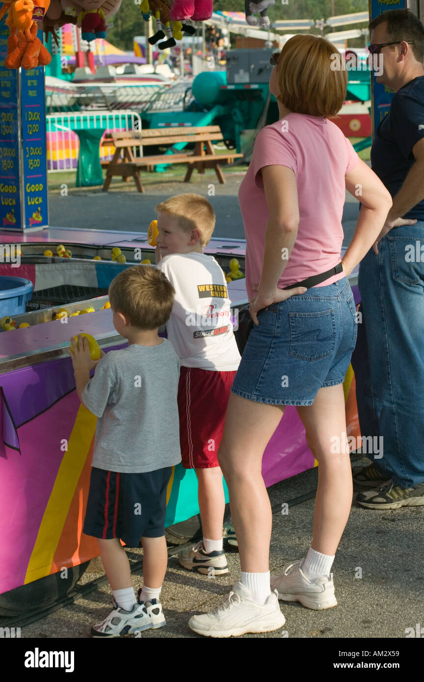 county fair amusements 10 games children Stock Photo - Alamy