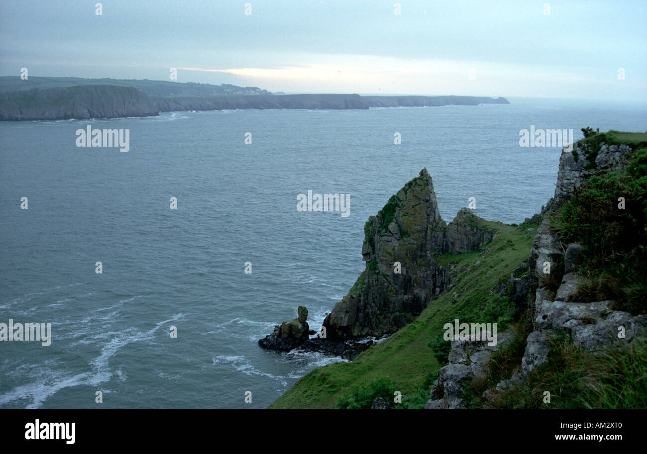 Lydstep haven hi-res stock photography and images - Alamy