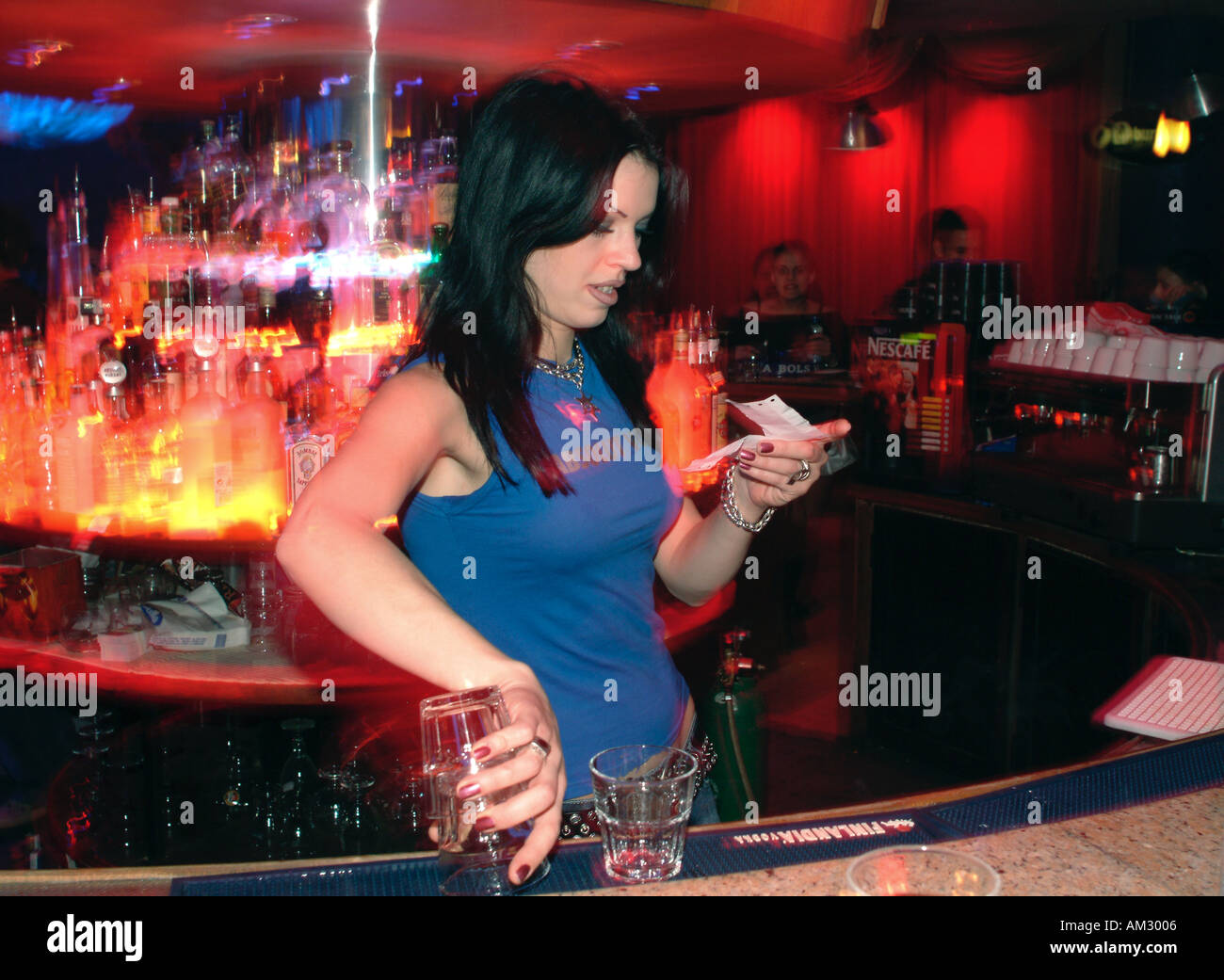 Barmaid hi-res stock photography and images - Alamy