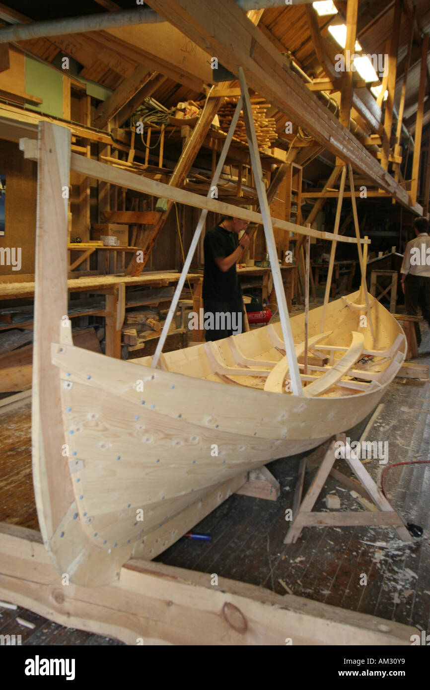 Viking boat hi-res stock photography and images - Alamy