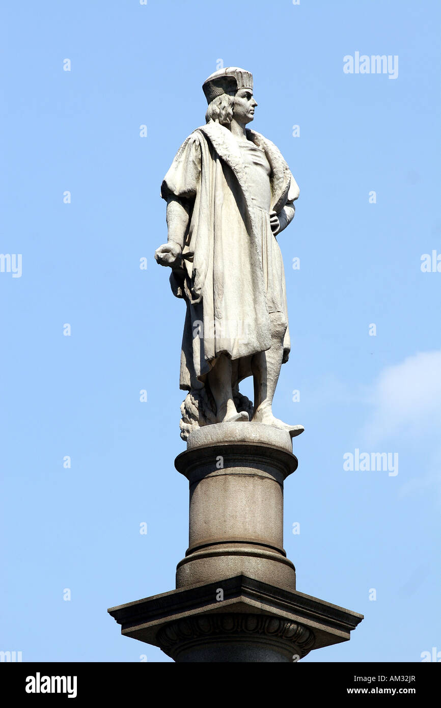 Christopher Columbus statue at Columbus Circle in Midtown Manhattan in ...