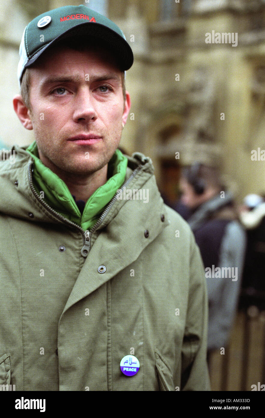 The lead singer of blur hi-res stock photography and images - Alamy