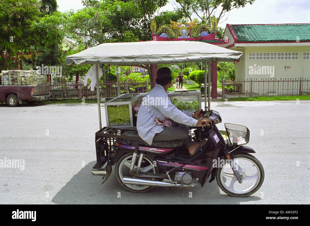 Tuc tuc in thailand hi-res stock photography and images - Alamy