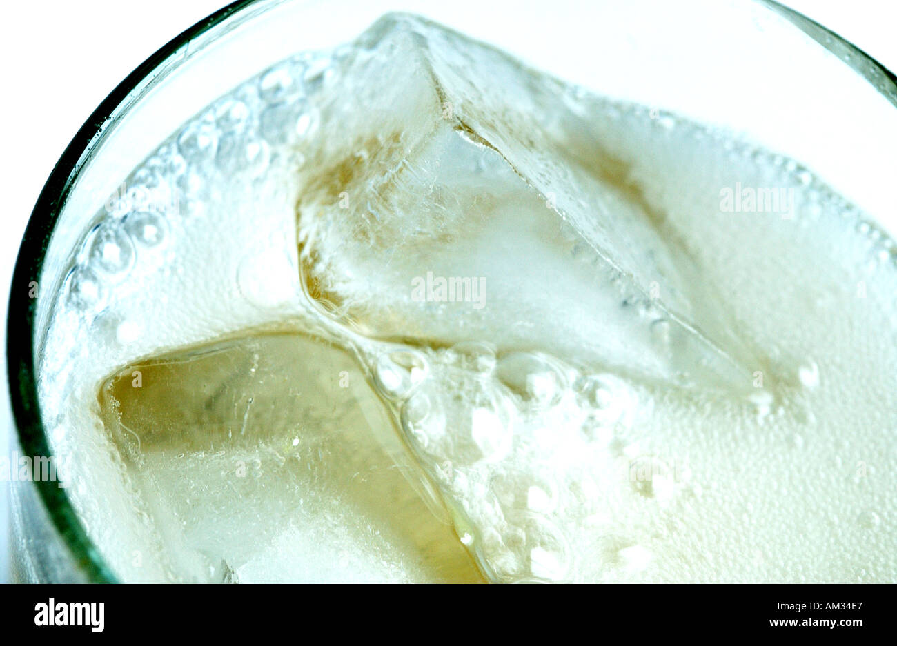 Tumbler glass fizzy hi-res stock photography and images - Alamy