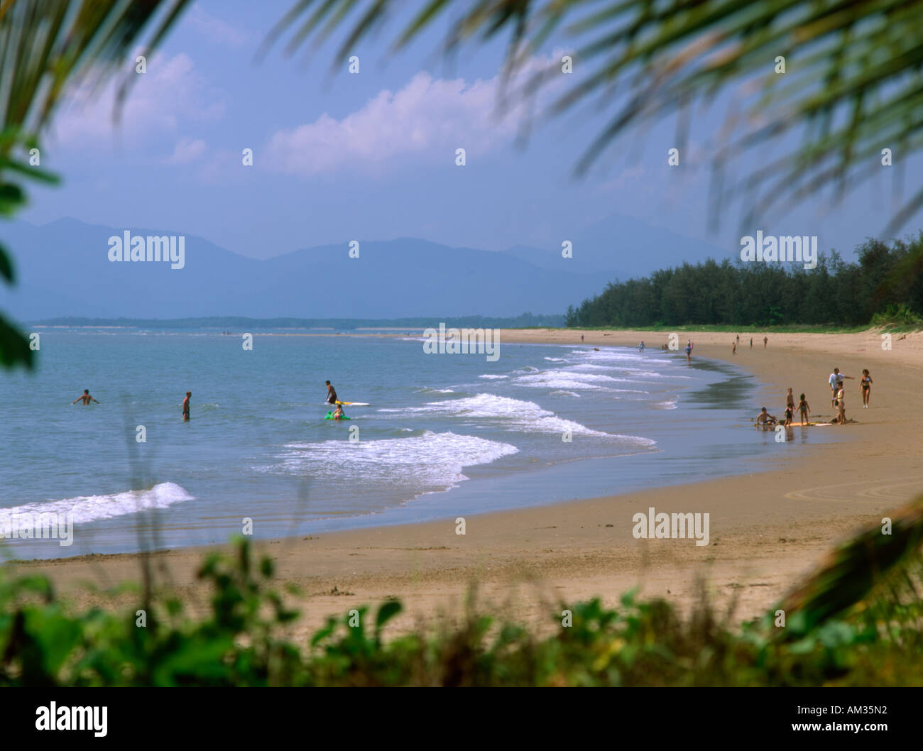 Australia. Queensland. Yorkey's Knob beach, between Cairns & Port ...