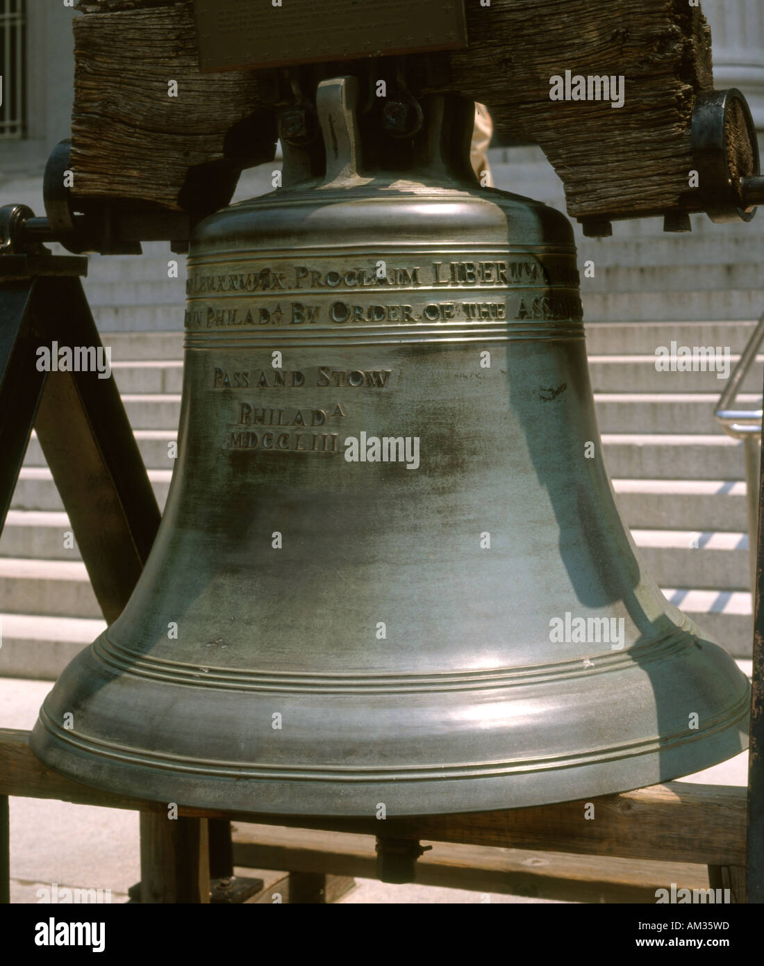 USA. Washington DC. Replica of Liberty Bell Stock Photo - Alamy