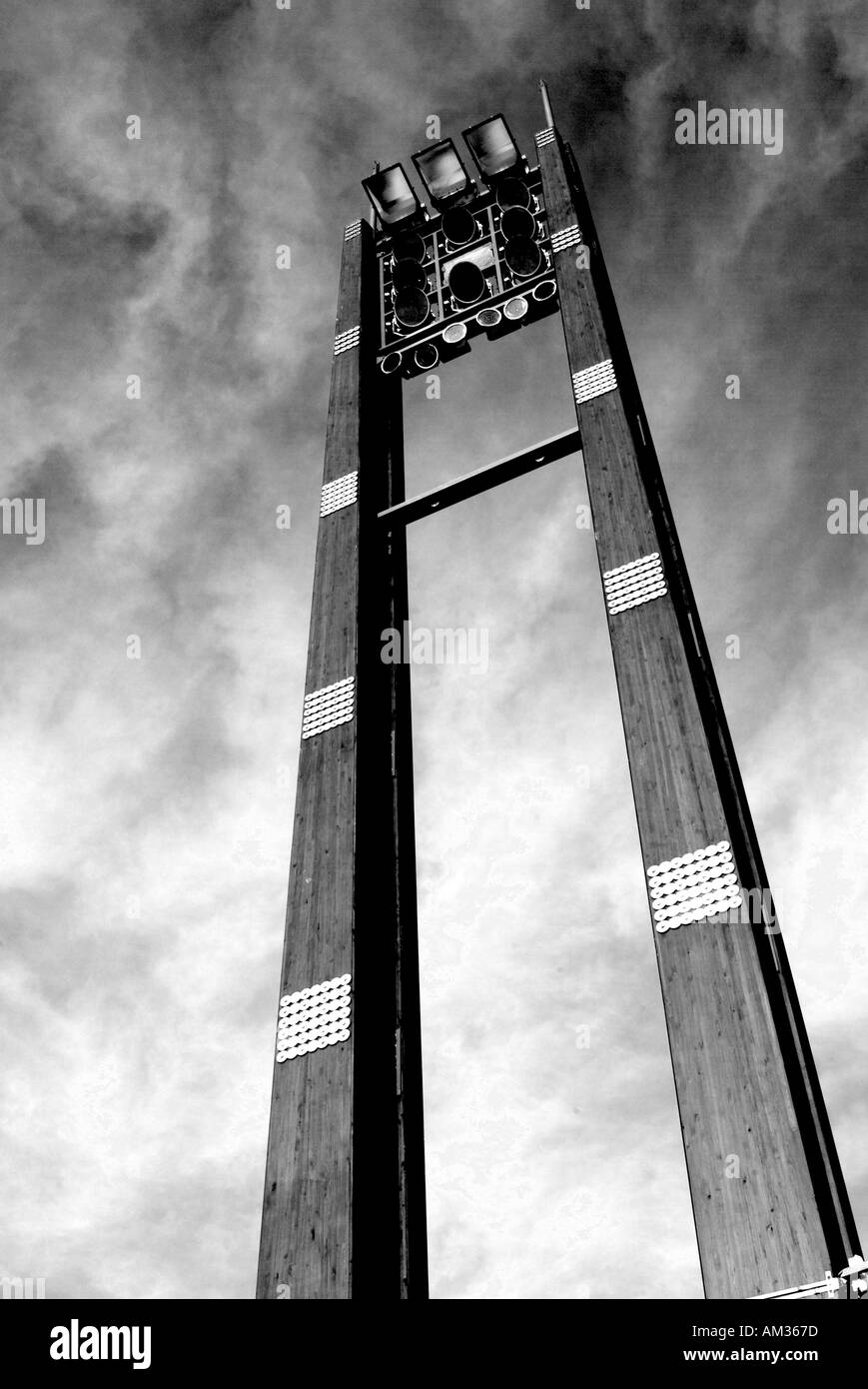 Beneath wharf Black and White Stock Photos & Images - Alamy
