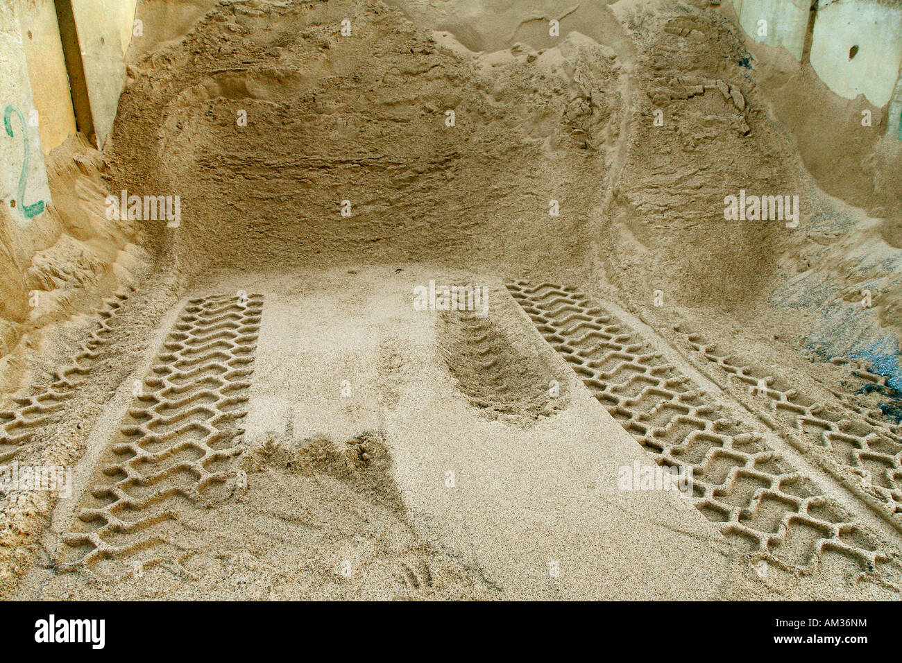 Sand stockpile hi-res stock photography and images - Alamy