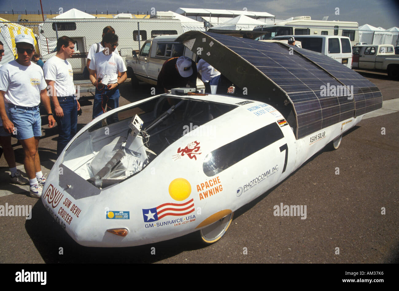 Solar powered car hi-res stock photography and images - Alamy