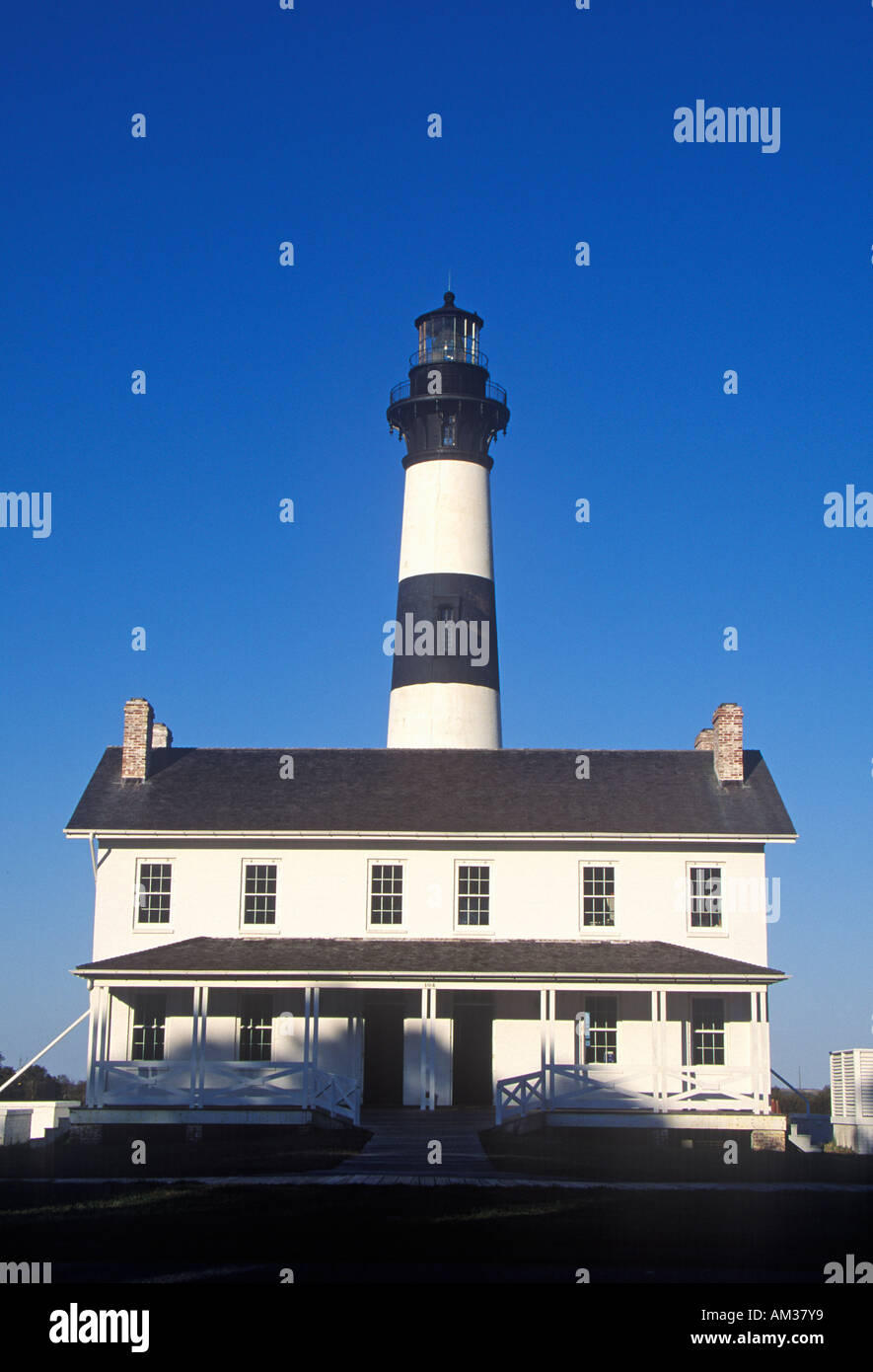 Bodie island lighthouse and visitors center hi-res stock photography ...