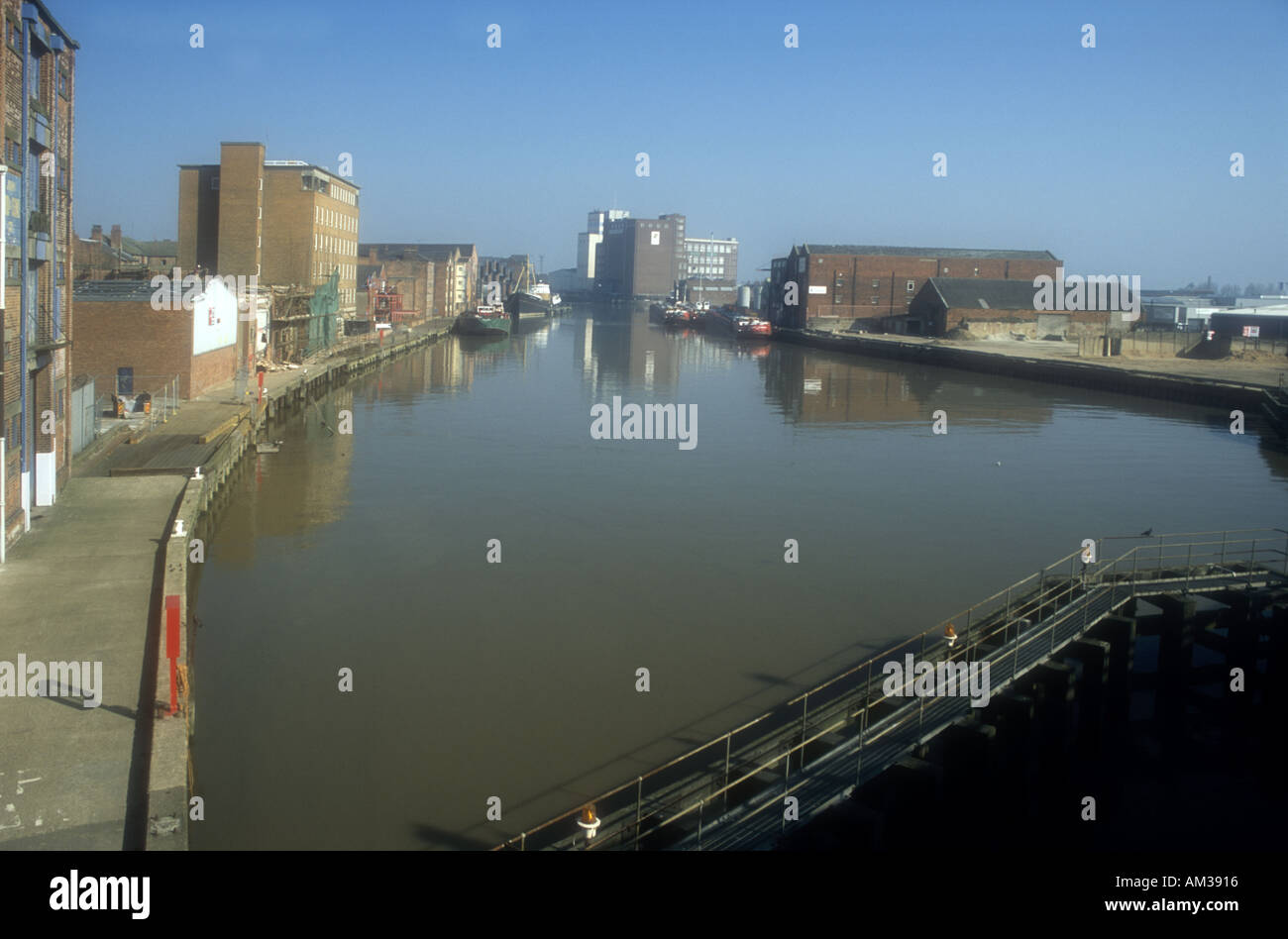 River Hull from Myton Bridge Stock Photo - Alamy