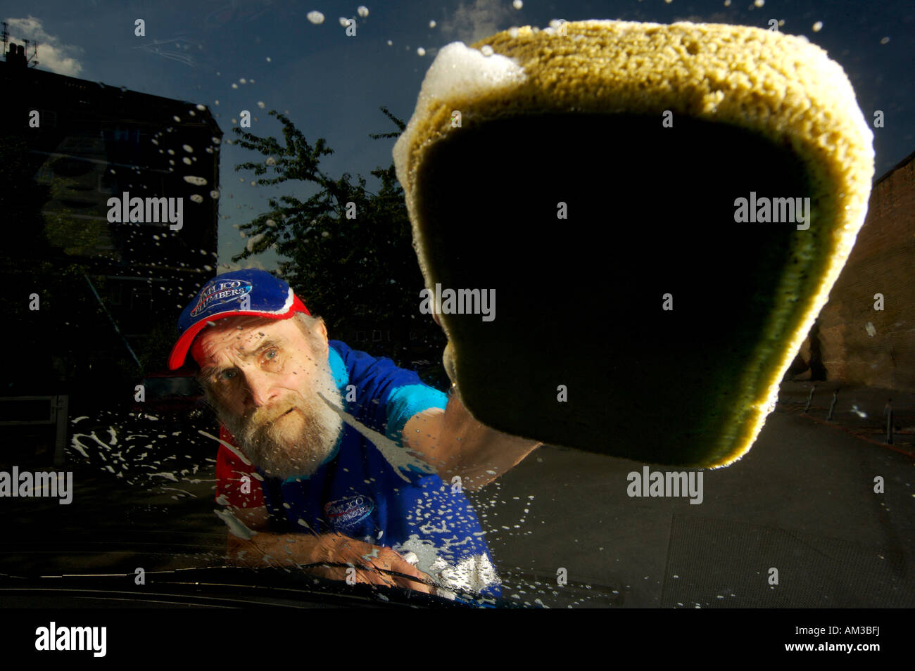 Pimlico plumbers vans hi-res stock photography and images - Alamy