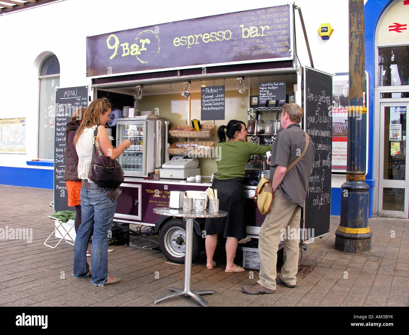 Station refreshments hi-res stock photography and images - Alamy