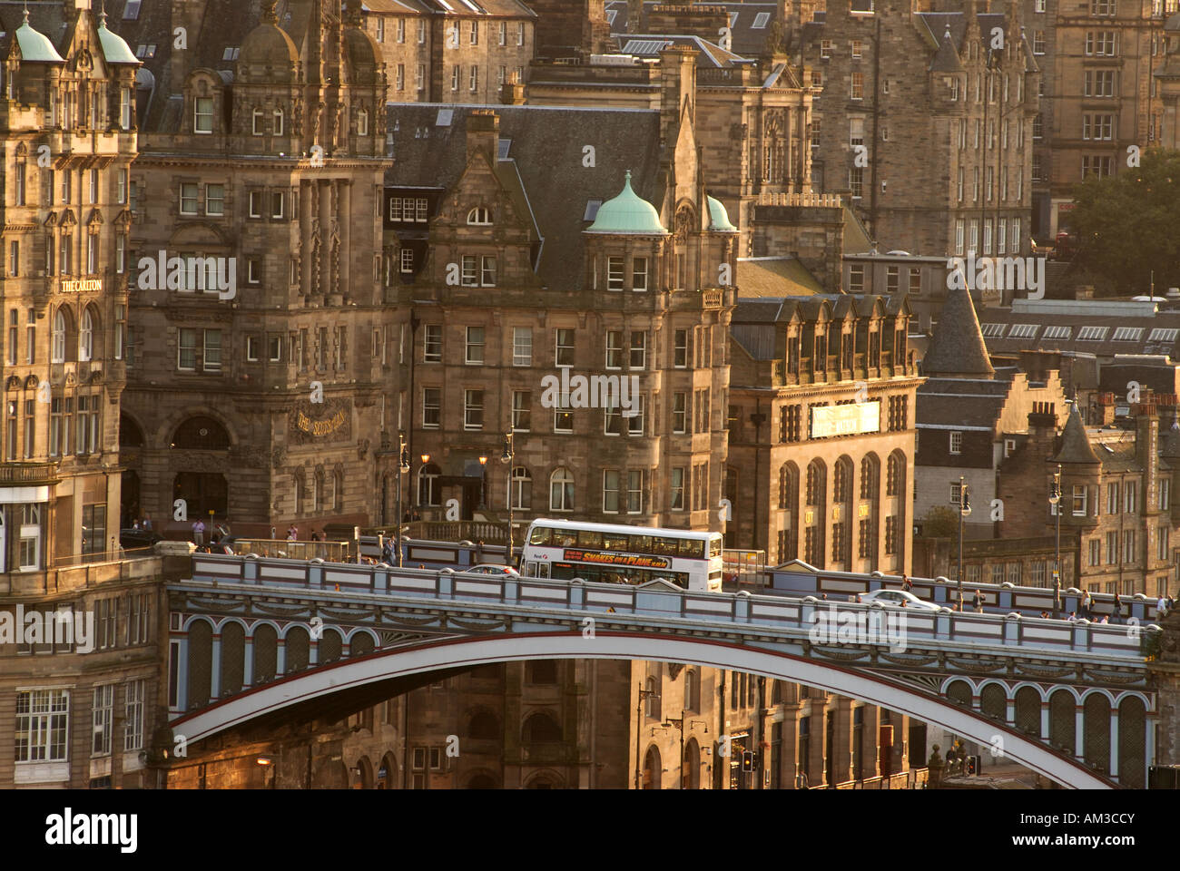 north bridge edinburgh scotland Stock Photo - Alamy