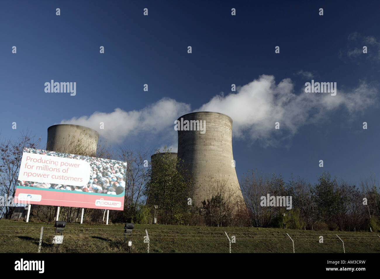 Large power poles pylons hi-res stock photography and images - Alamy