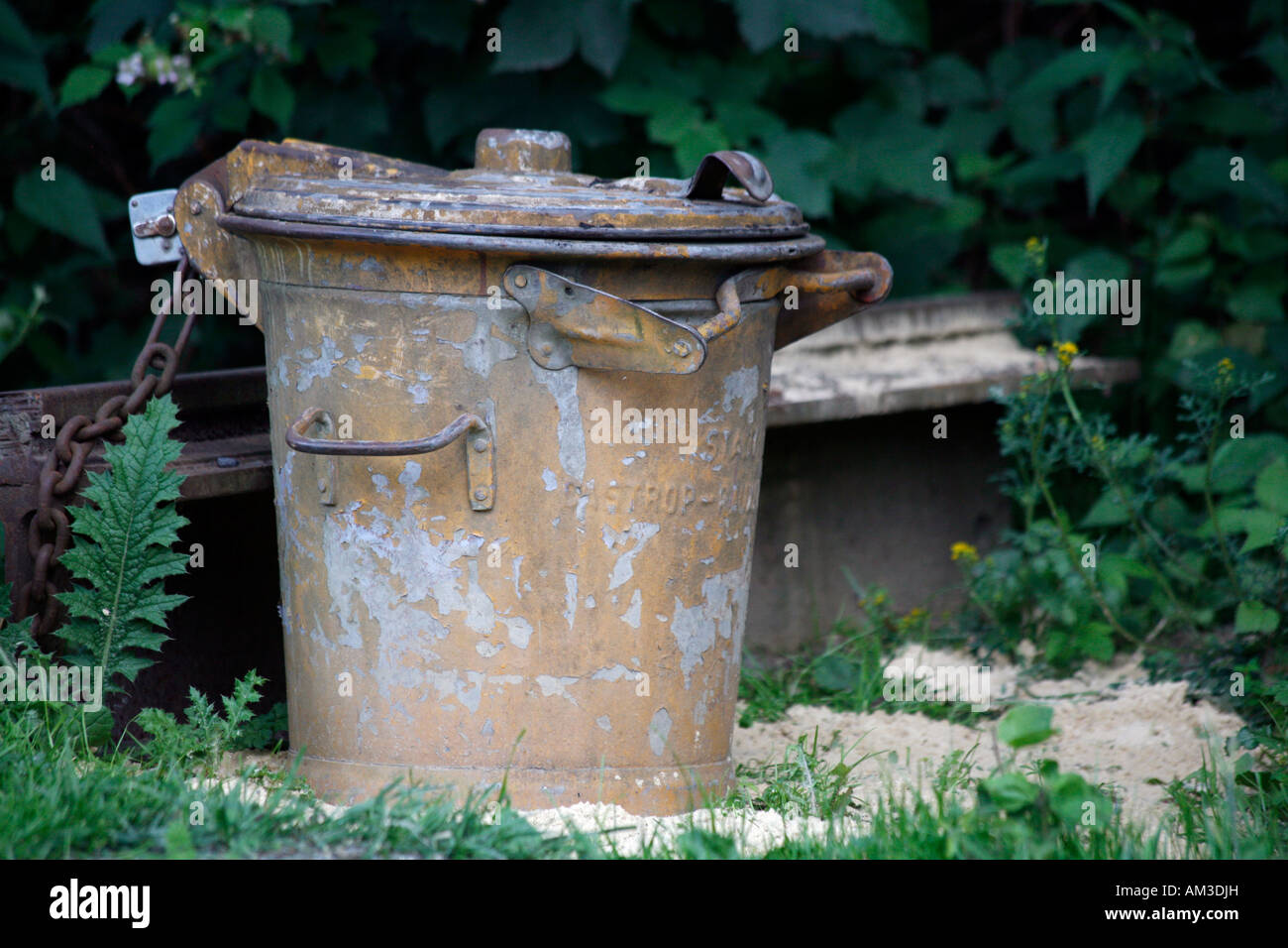 Mullkubel hi-res stock photography and images - Alamy