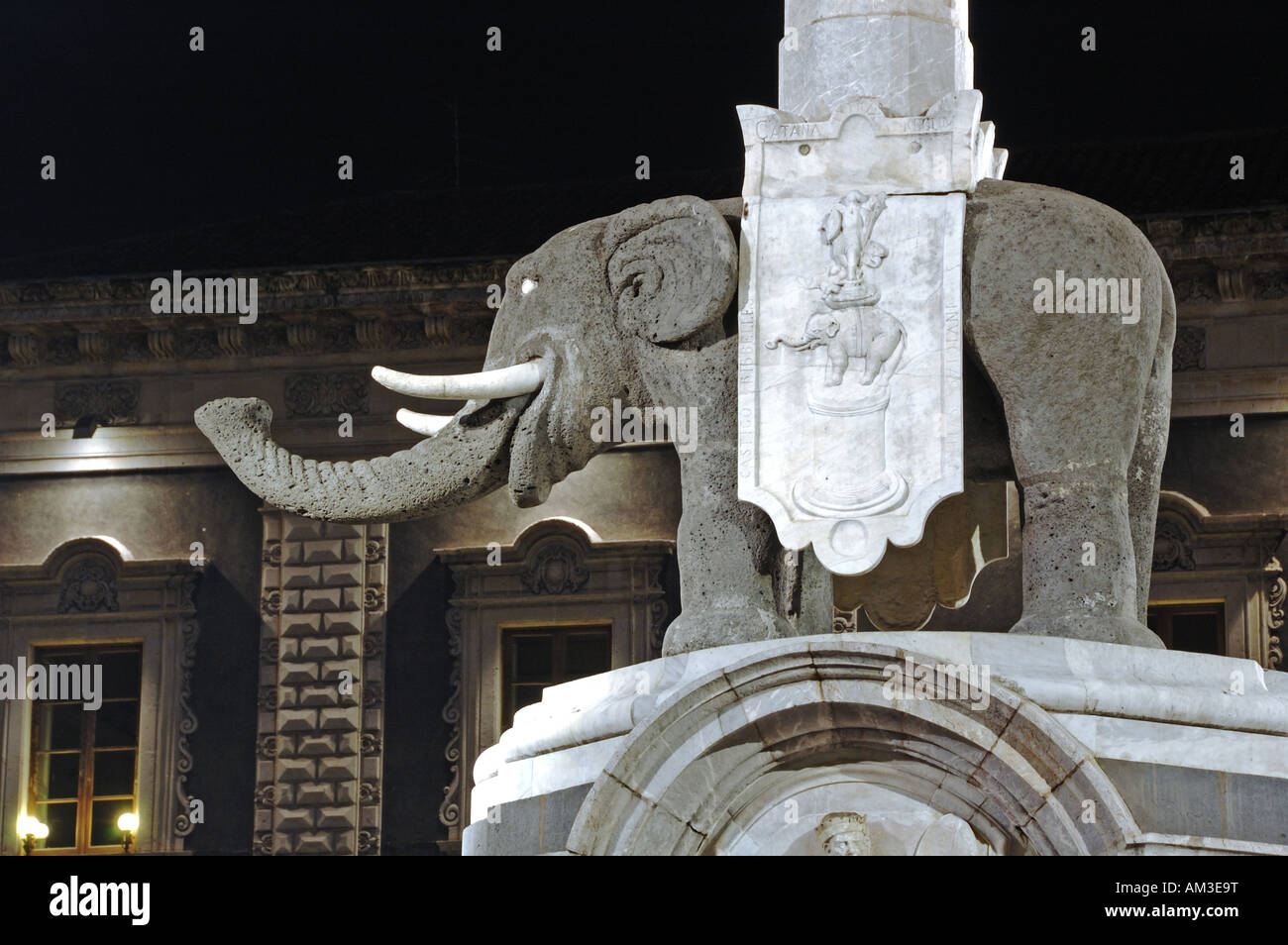 Dellelephante hi-res stock photography and images - Alamy