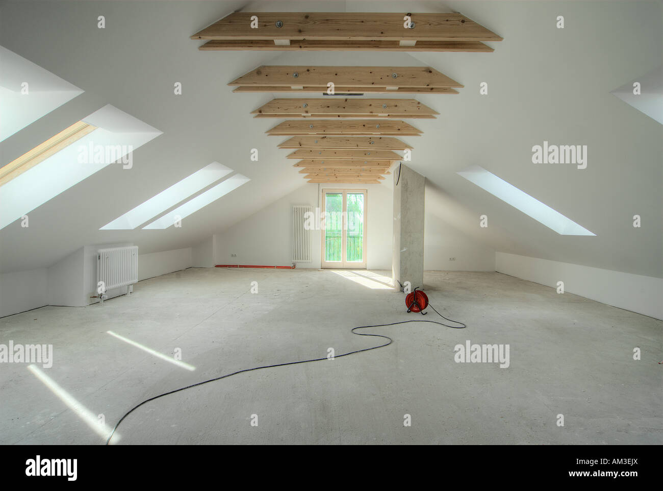 Slanted Building High Resolution Stock Photography and Images - Alamy