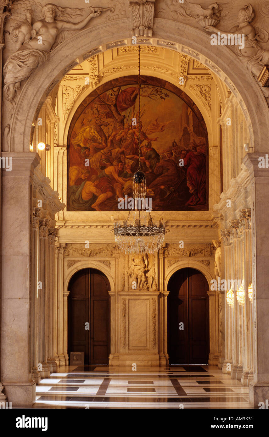 Royal palace netherlands inside hi-res stock photography and images - Alamy