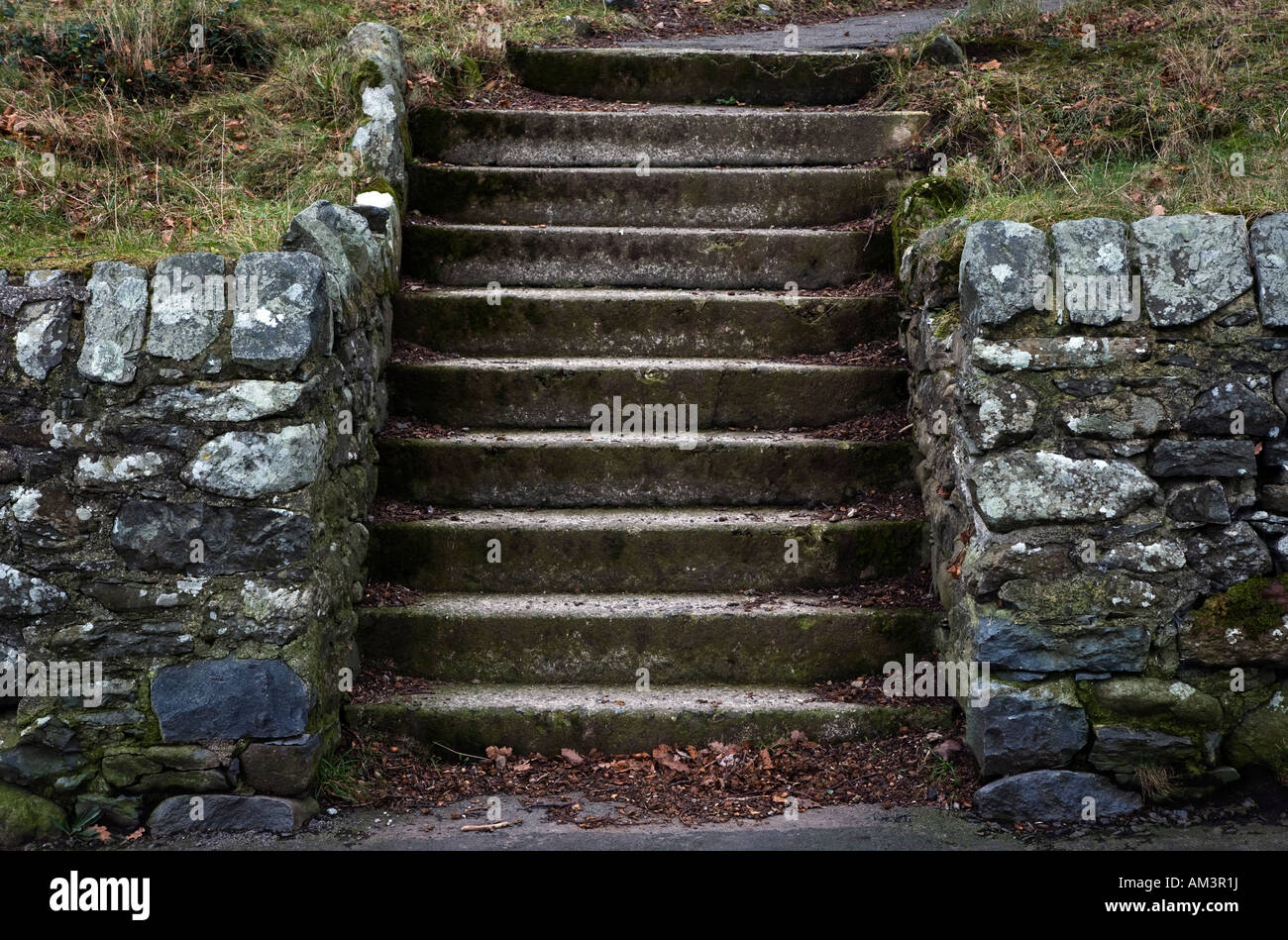 Dry stone wall steps hi-res stock photography and images - Alamy