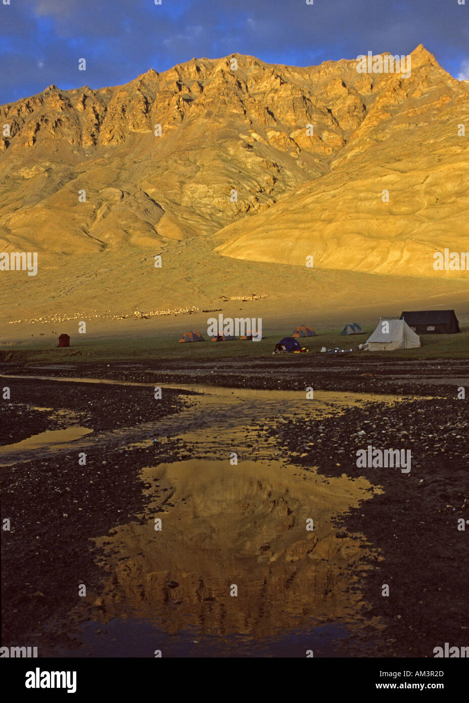 sunrise ladakh tso moriri lake Stock Photo - Alamy