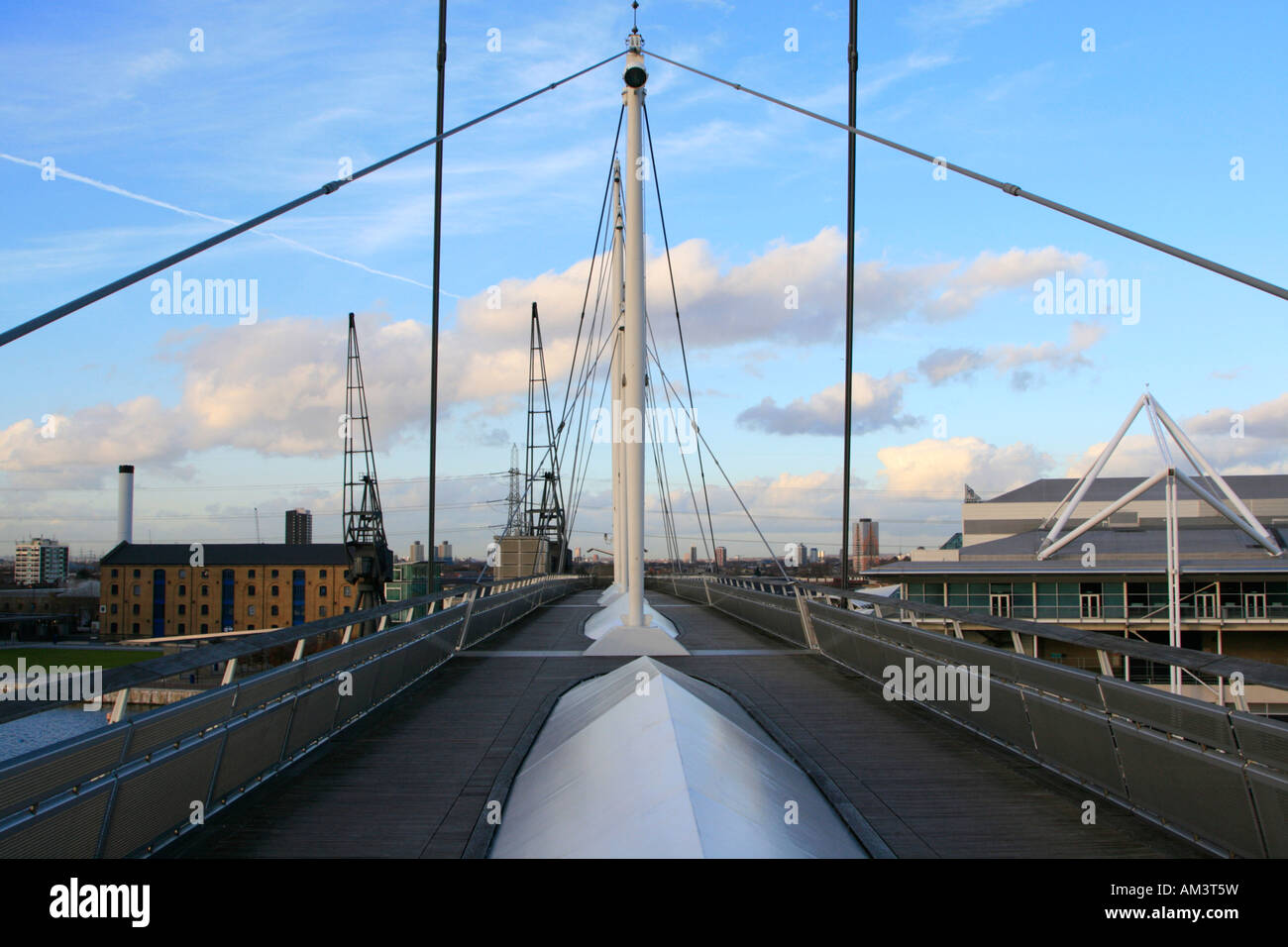Inverted fink truss hi-res stock photography and images - Alamy