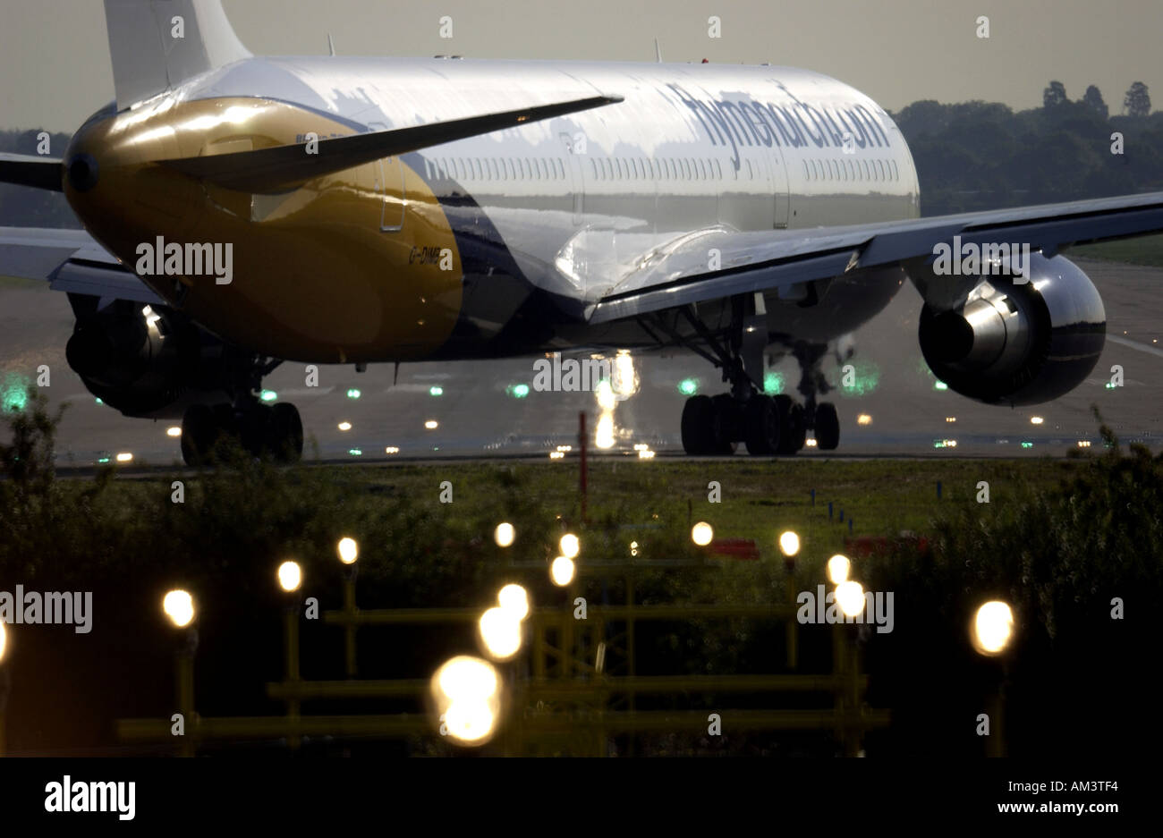 Monarch airways hi-res stock photography and images - Alamy