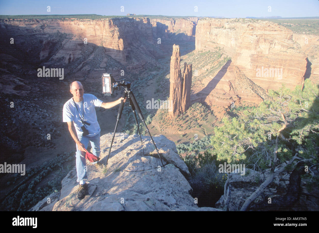 Photographer Joe Sohm posing with panoramic camera photographing Spider ...