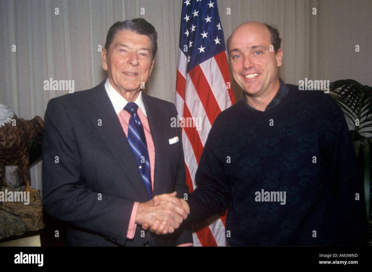 Photographer Joe Sohm meeting former President Ronald Reagan in Los ...