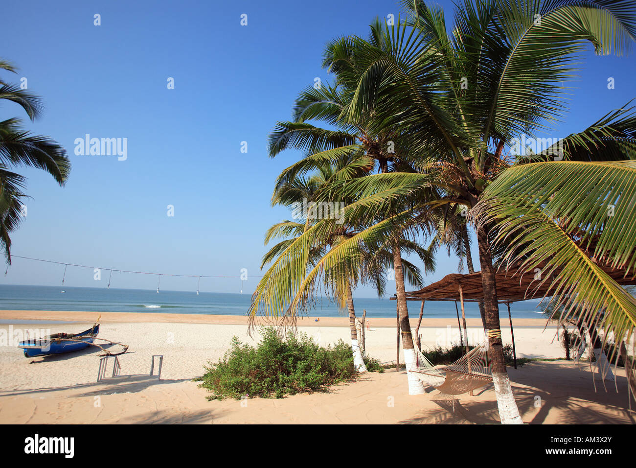 Utorda beach goa hi-res stock photography and images - Alamy