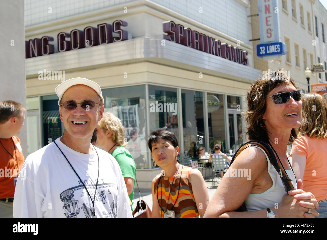 Crowd of people looking around Stock Photo - Alamy
