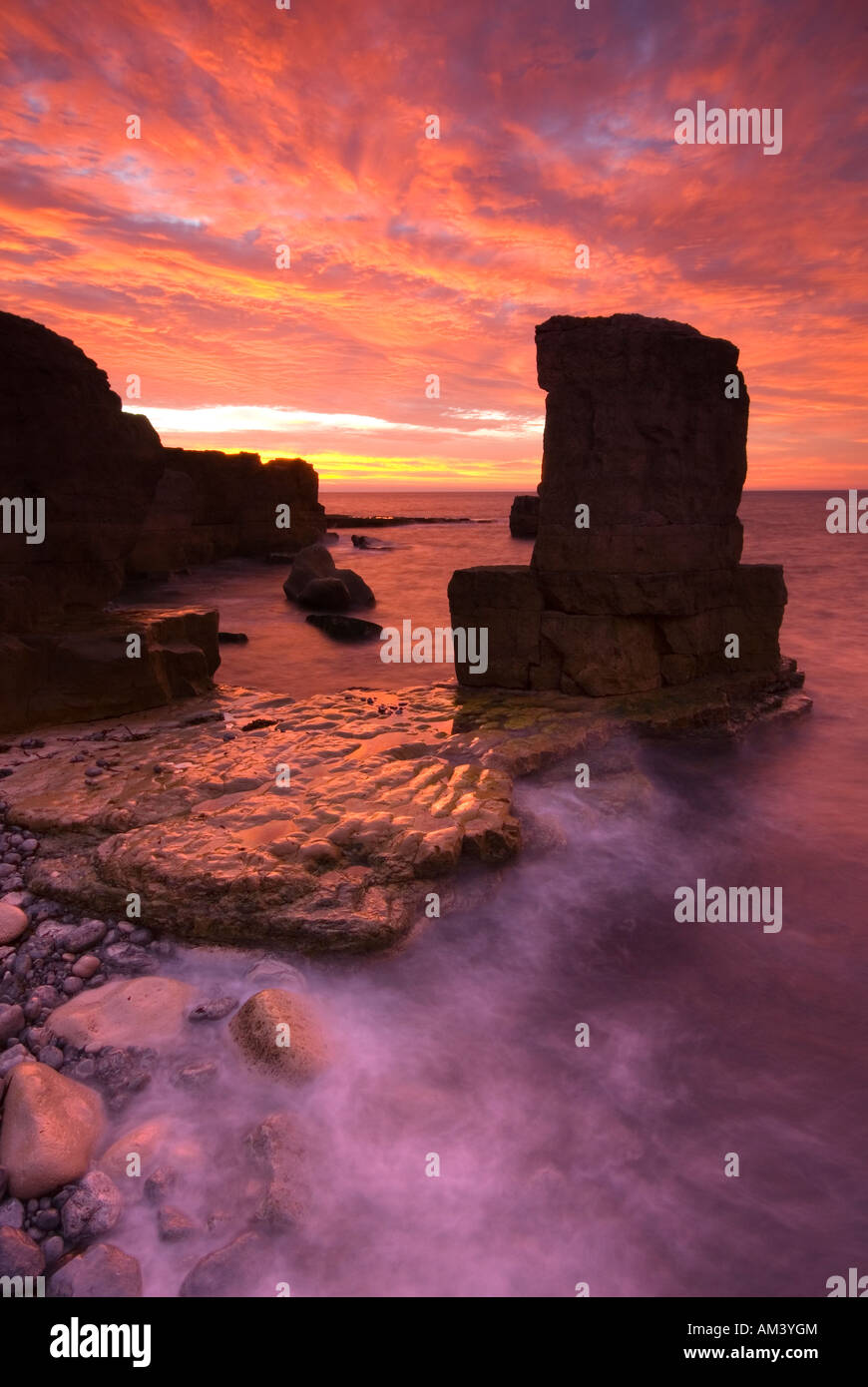 Dawn over Sea Stack, Portland Bill, Portland, Dorset Stock Photo - Alamy