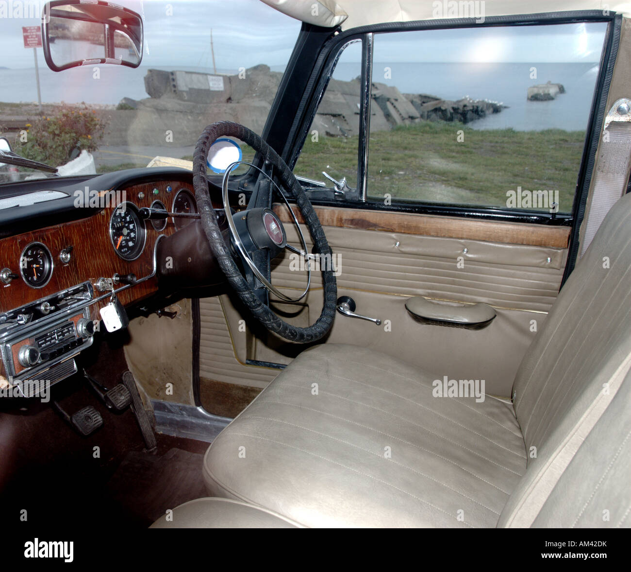 Interior Humber Hawk - 60s model Stock Photo - Alamy