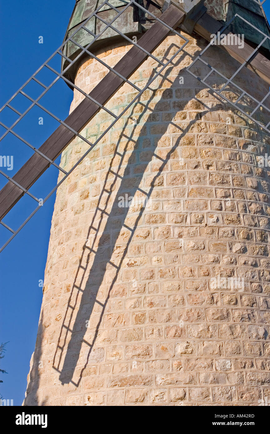 Yemin moshe windmill hi-res stock photography and images - Alamy