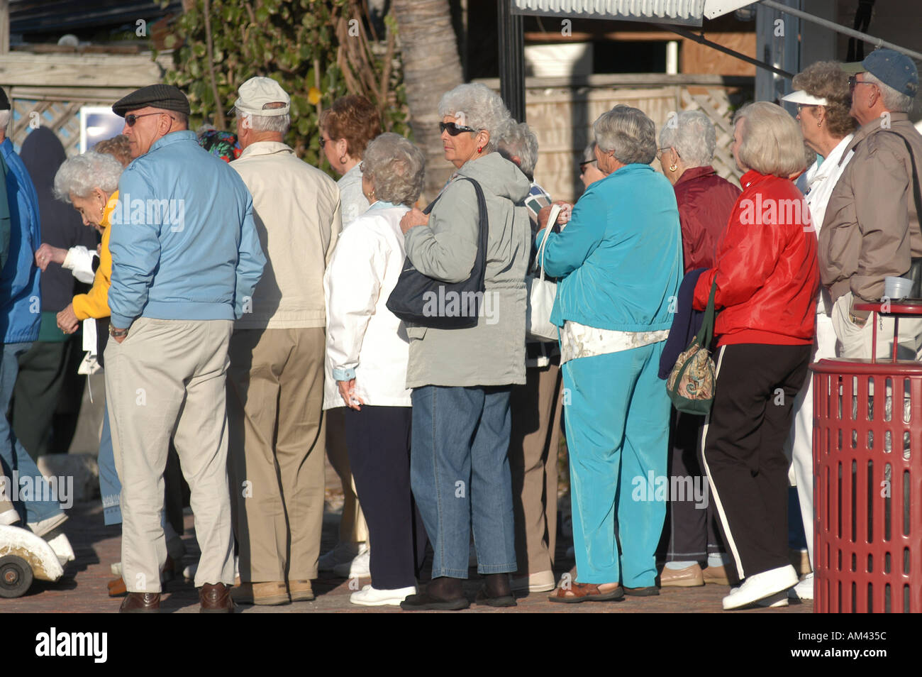 Aging population hi-res stock photography and images - Alamy
