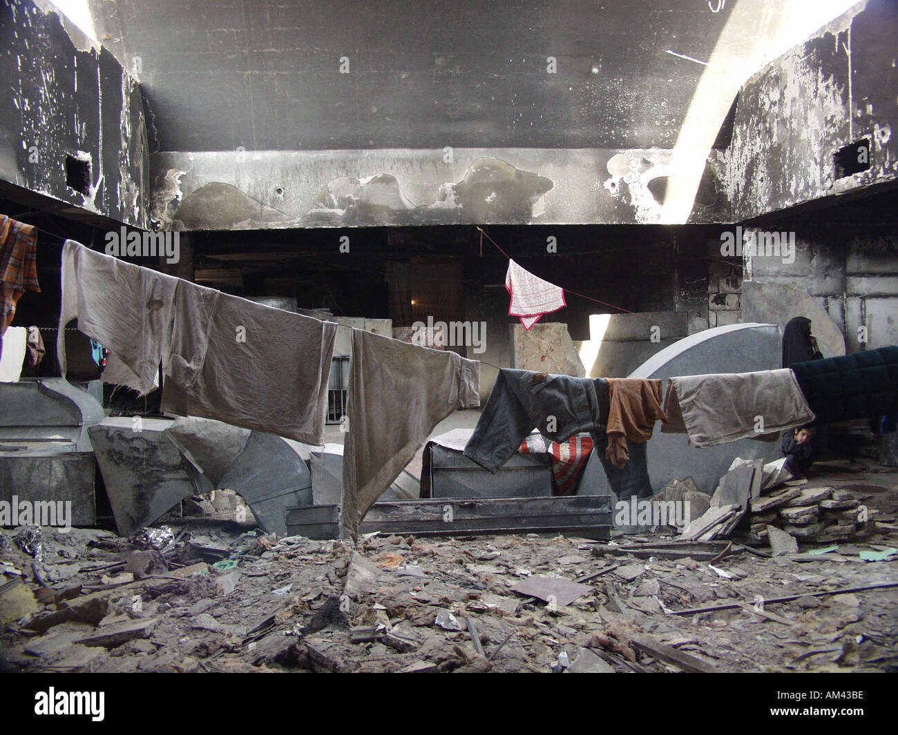 Destroyed city iraq hi-res stock photography and images - Alamy