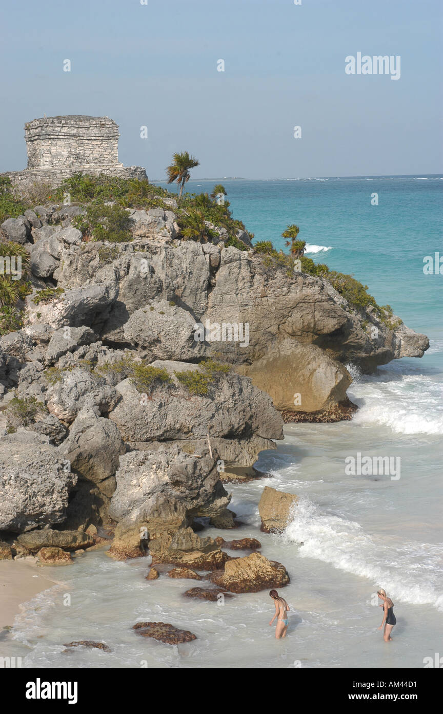 Mayan ruins in tulum archeological hi-res stock photography and images ...