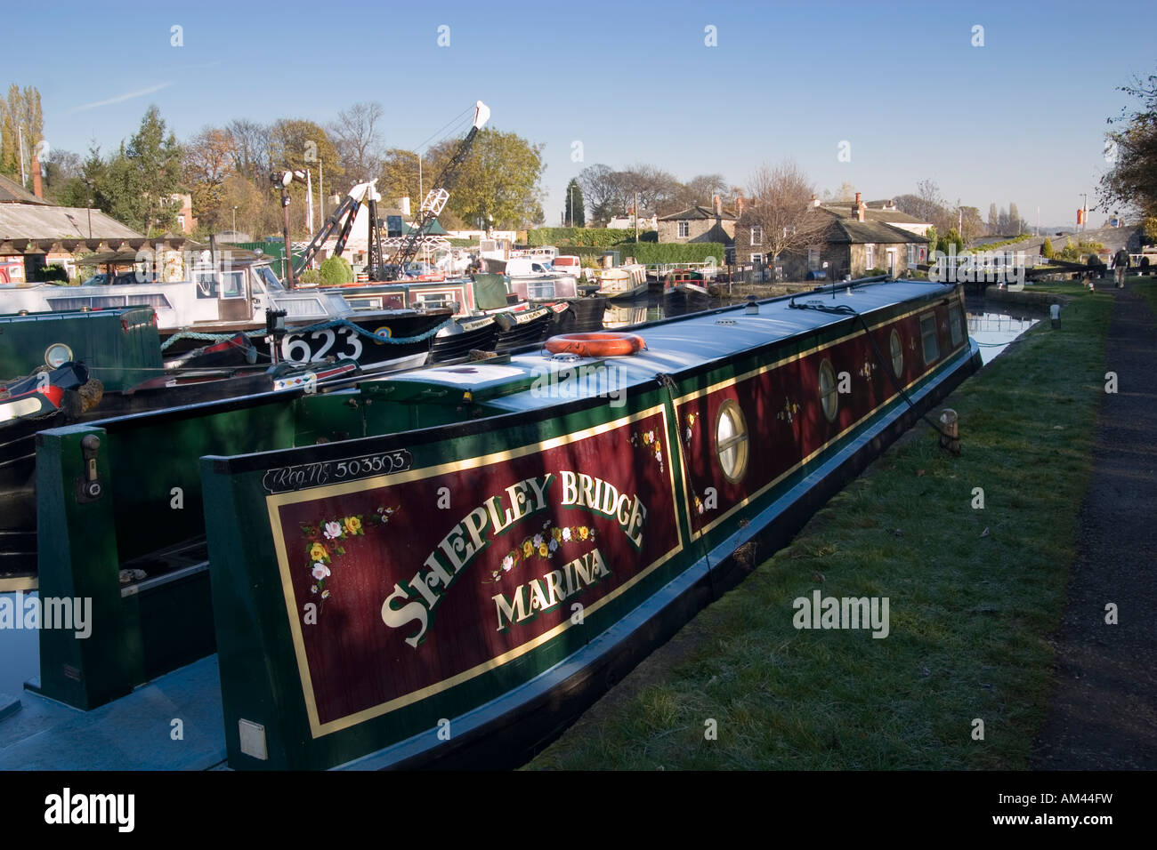 shepley bridge marina mirfield west yorkshire Stock Photo - Alamy