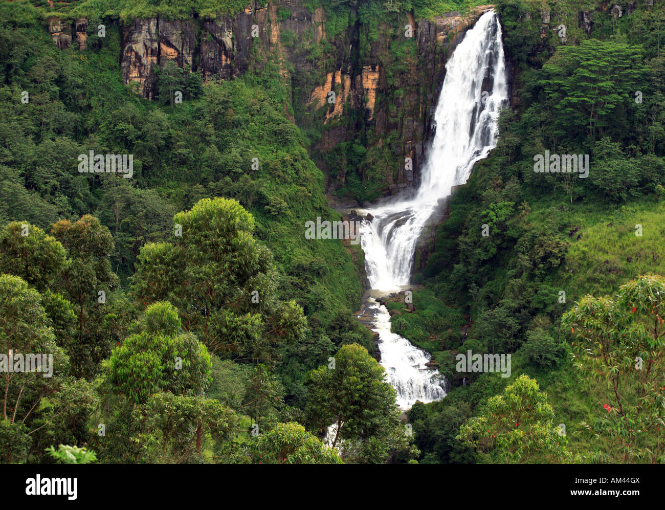 Devon Falls one of Sri Lanka s most spectacular hill country waterfalls ...