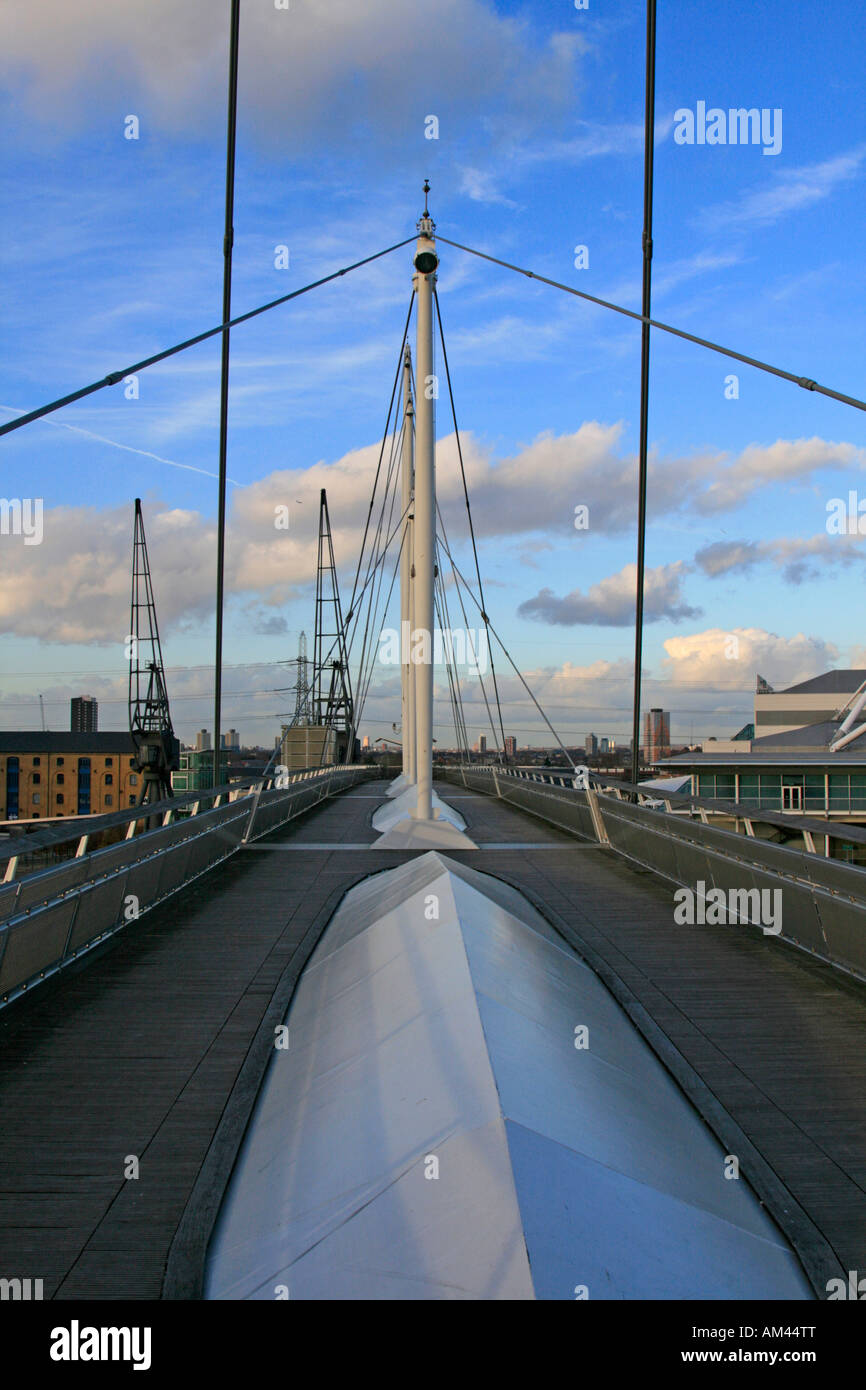 Inverted fink truss hi-res stock photography and images - Alamy