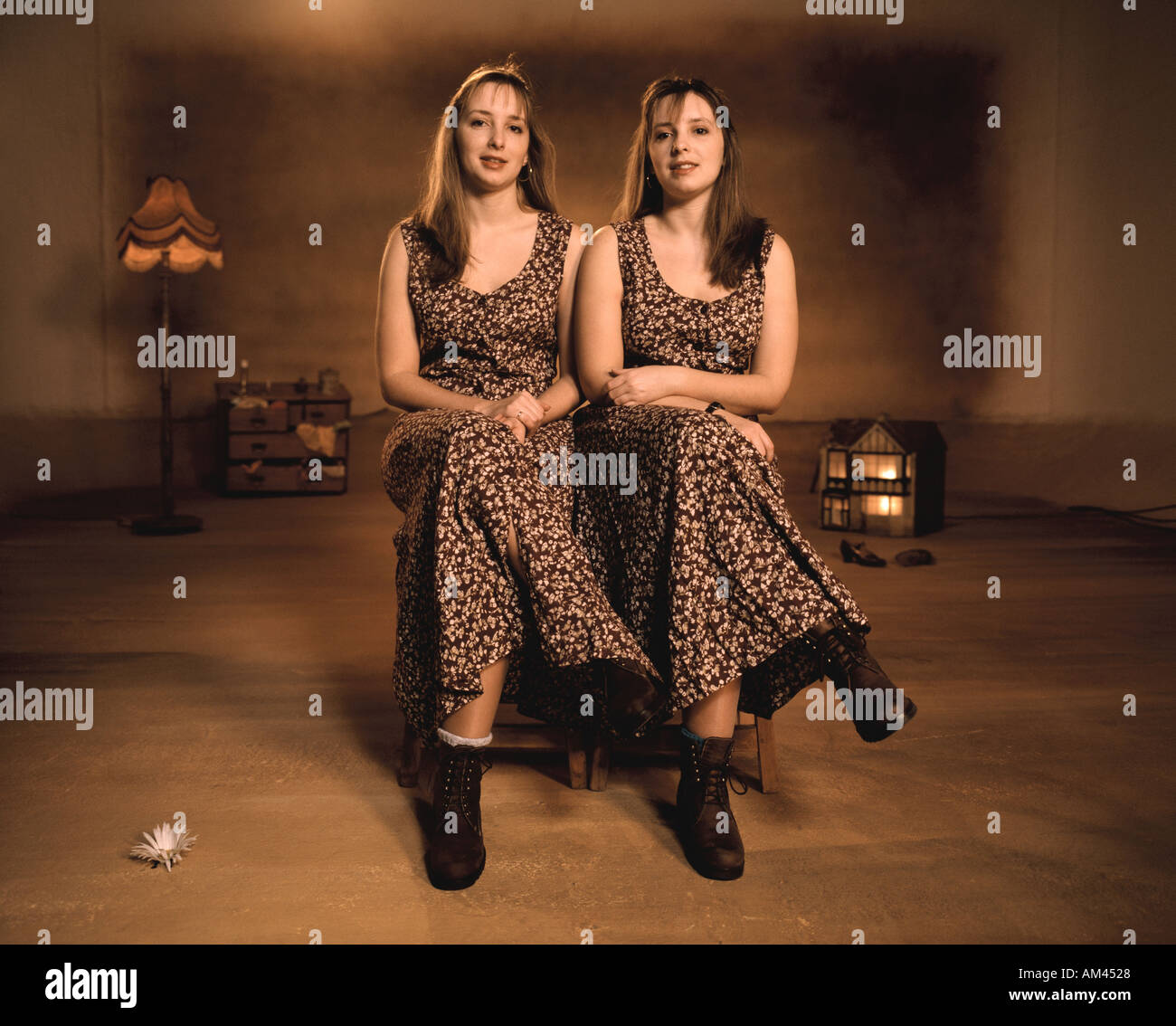 Fraternal twin hi-res stock photography and images - Alamy