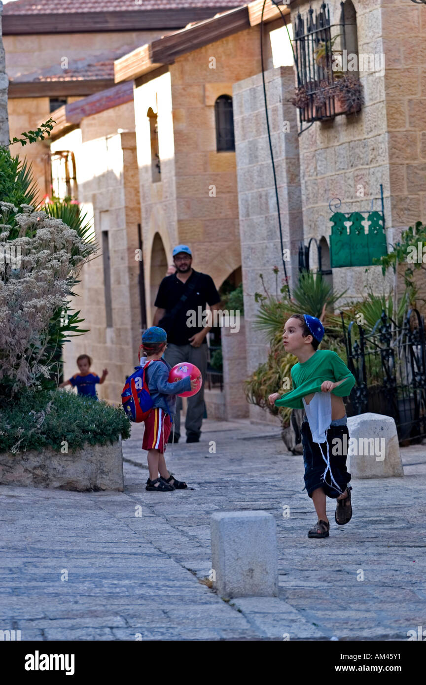 Children Of Israel High Resolution Stock Photography and Images - Alamy