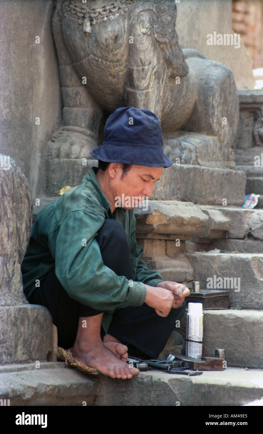 Clothes mender hi-res stock photography and images - Alamy