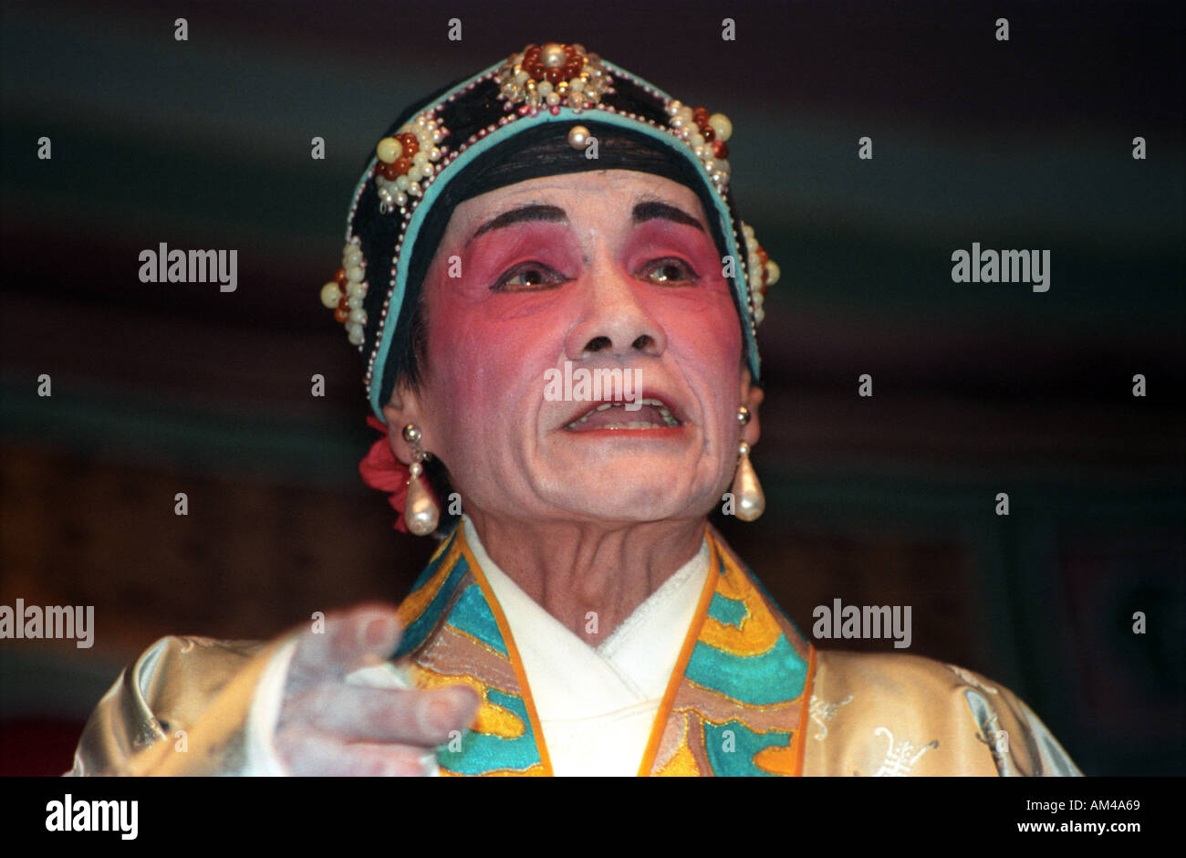 Cantonese opera performer in Hong Kong Stock Photo - Alamy
