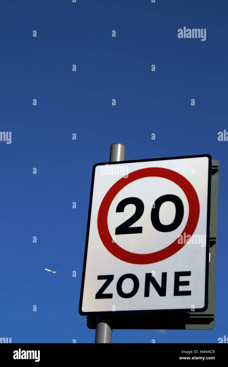 Exceeding speed hi-res stock photography and images - Alamy