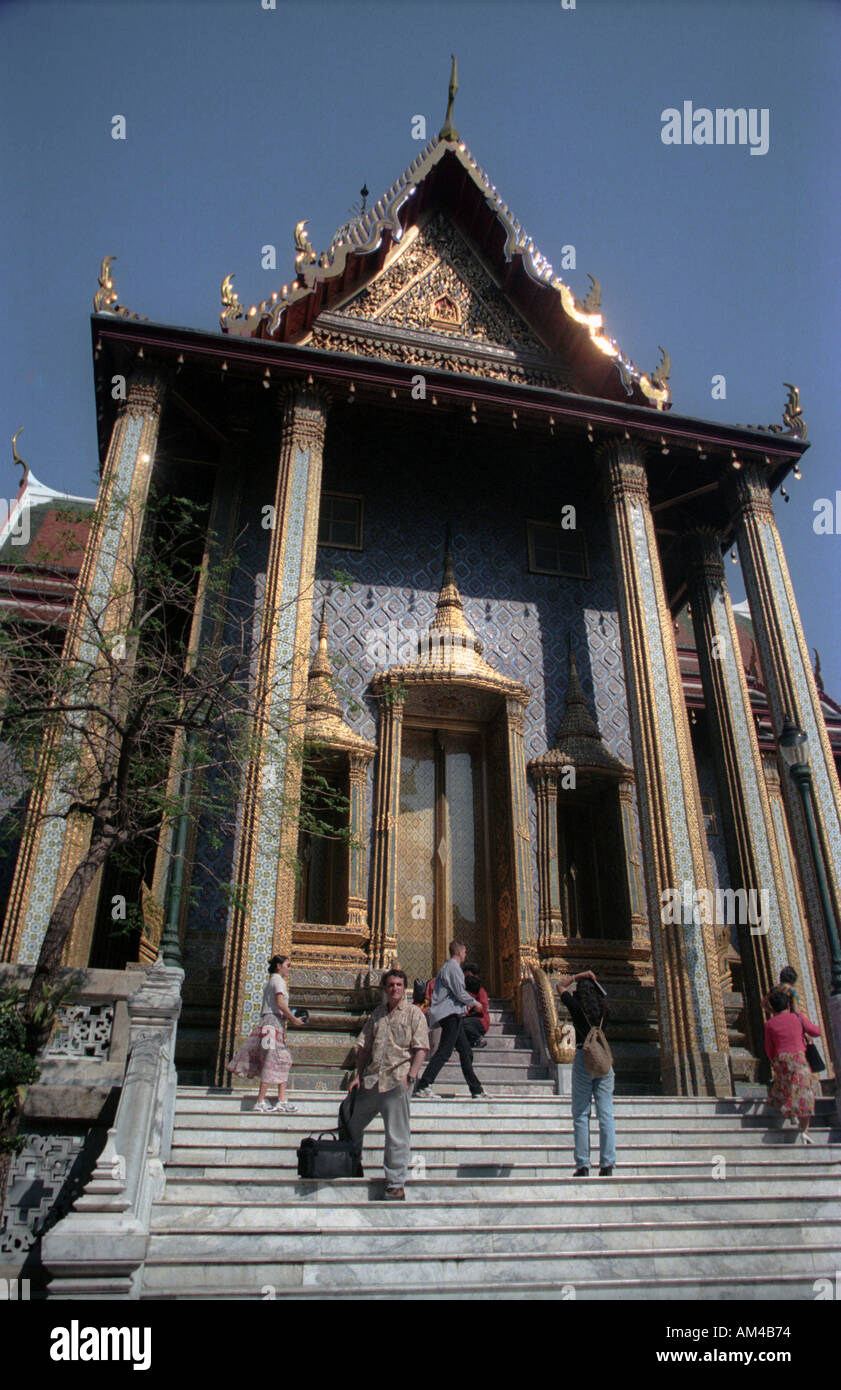 One of the many religious buildings of the royal compound in Bangkok ...